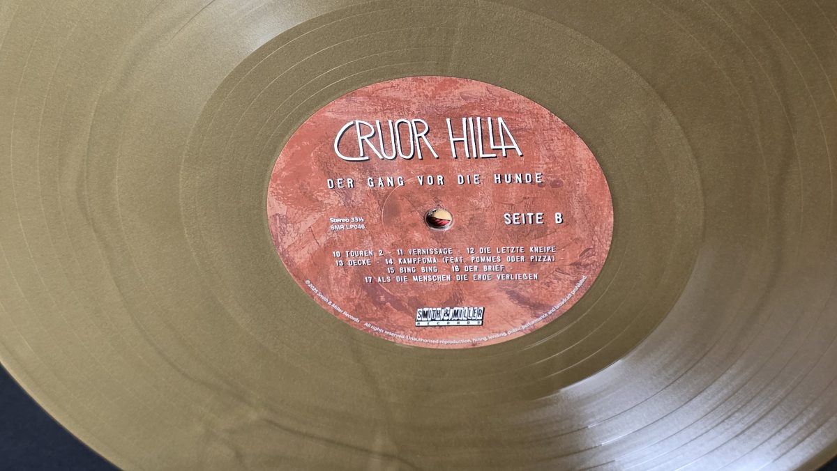 Cruor Hilla - Der Gang vor die Hunde | vinyl-keks.eu